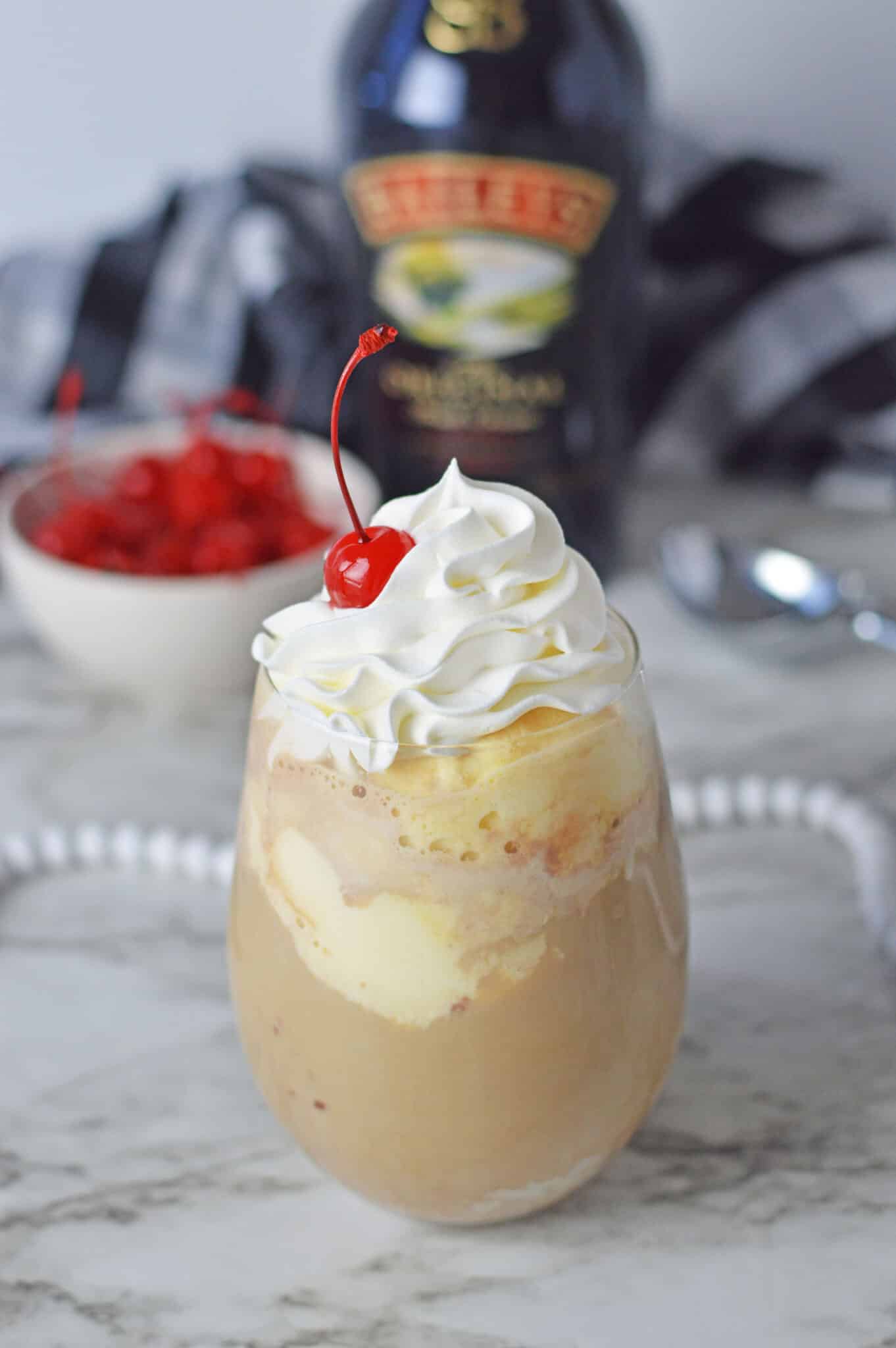 Boozy Baileys Floats